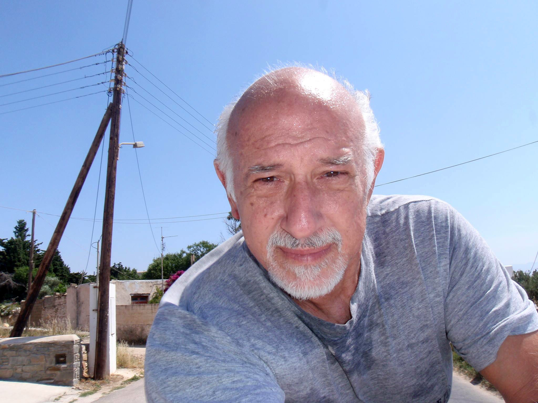 The artful diver, Peter Nicolaides, passed away on October 2 - Friends ...